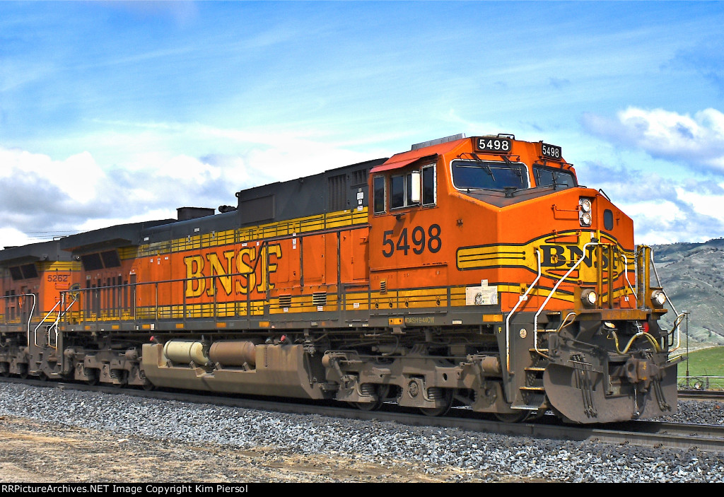 BNSF 5498